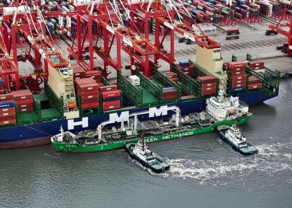 HMM 신조선 상하이에서 메탄올 공급받아